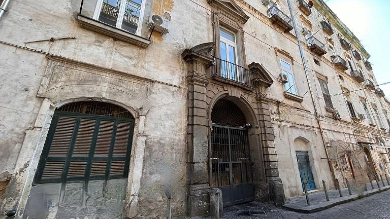 Appartamento in vendita a Napoli