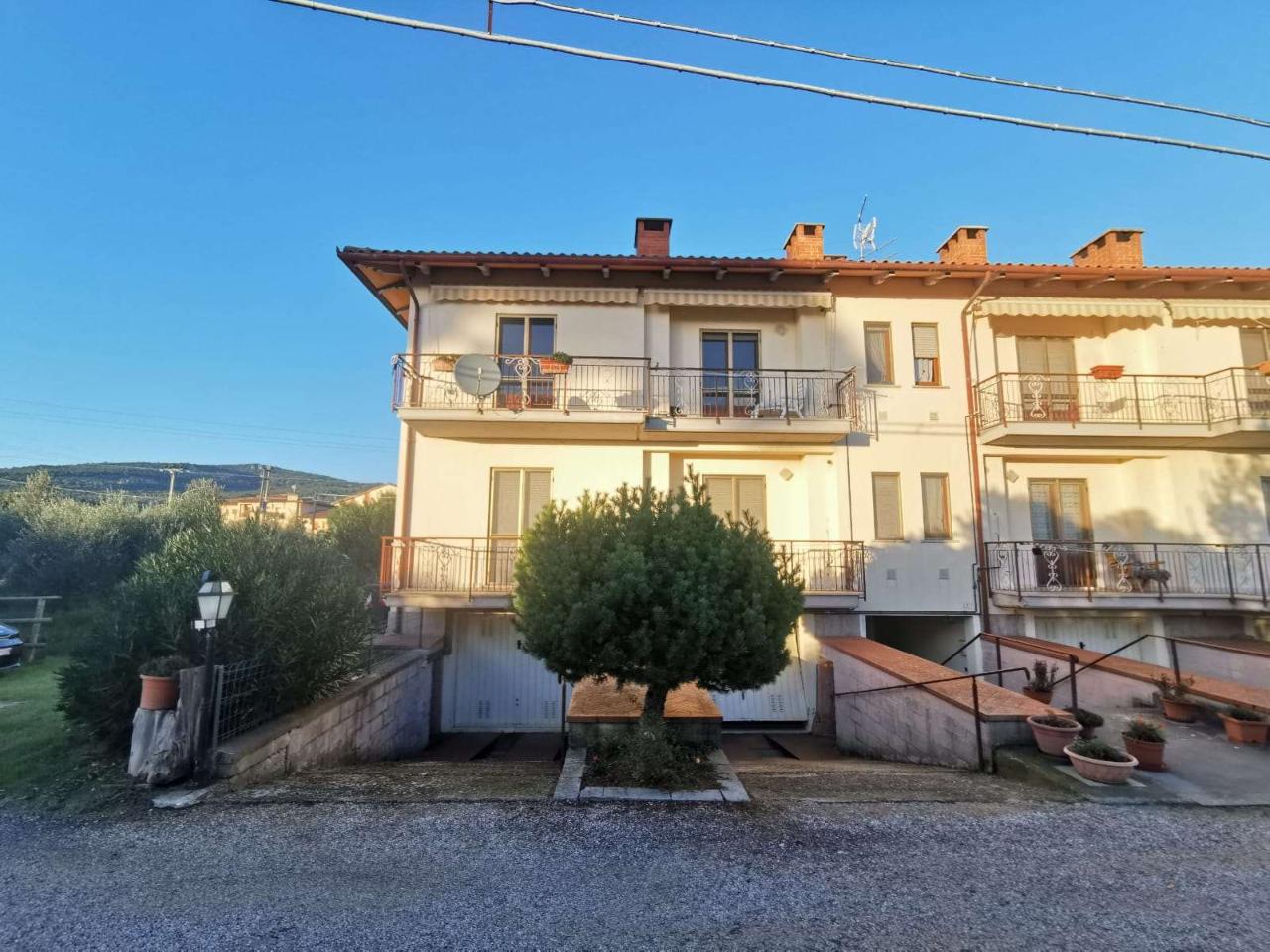 Appartamento in vendita a Tuoro Sul Trasimeno