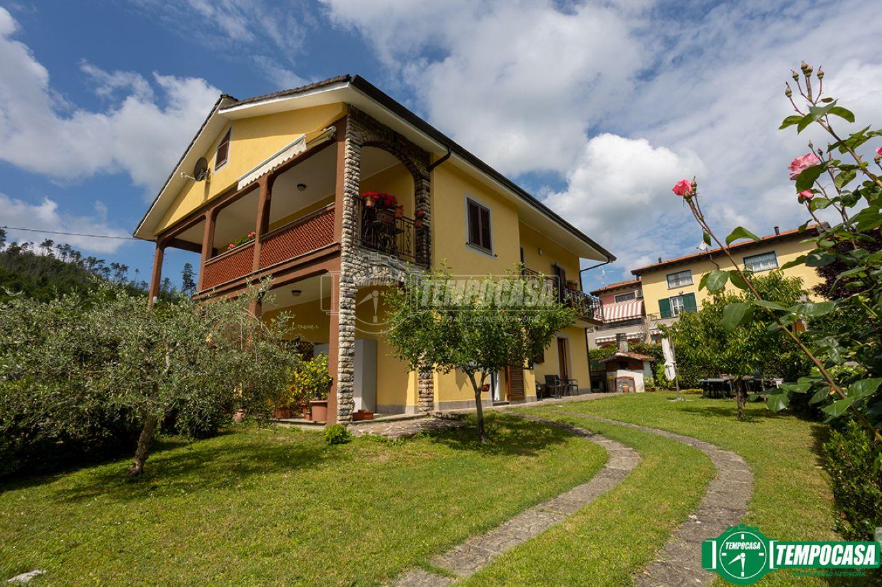 Appartamento in vendita a Borghetto Di Vara