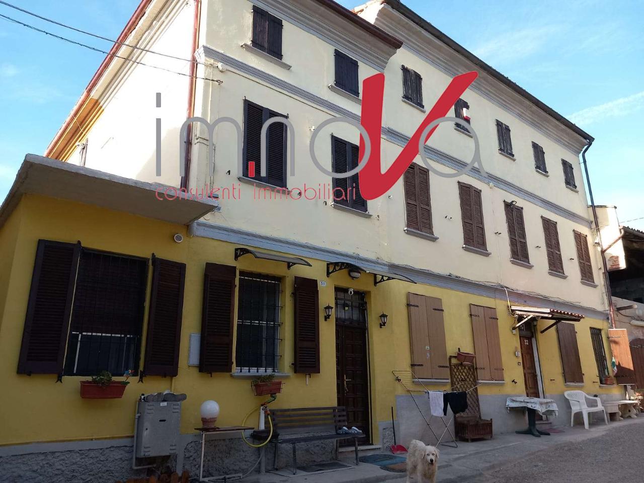 Casa indipendente in vendita a Montu' Beccaria