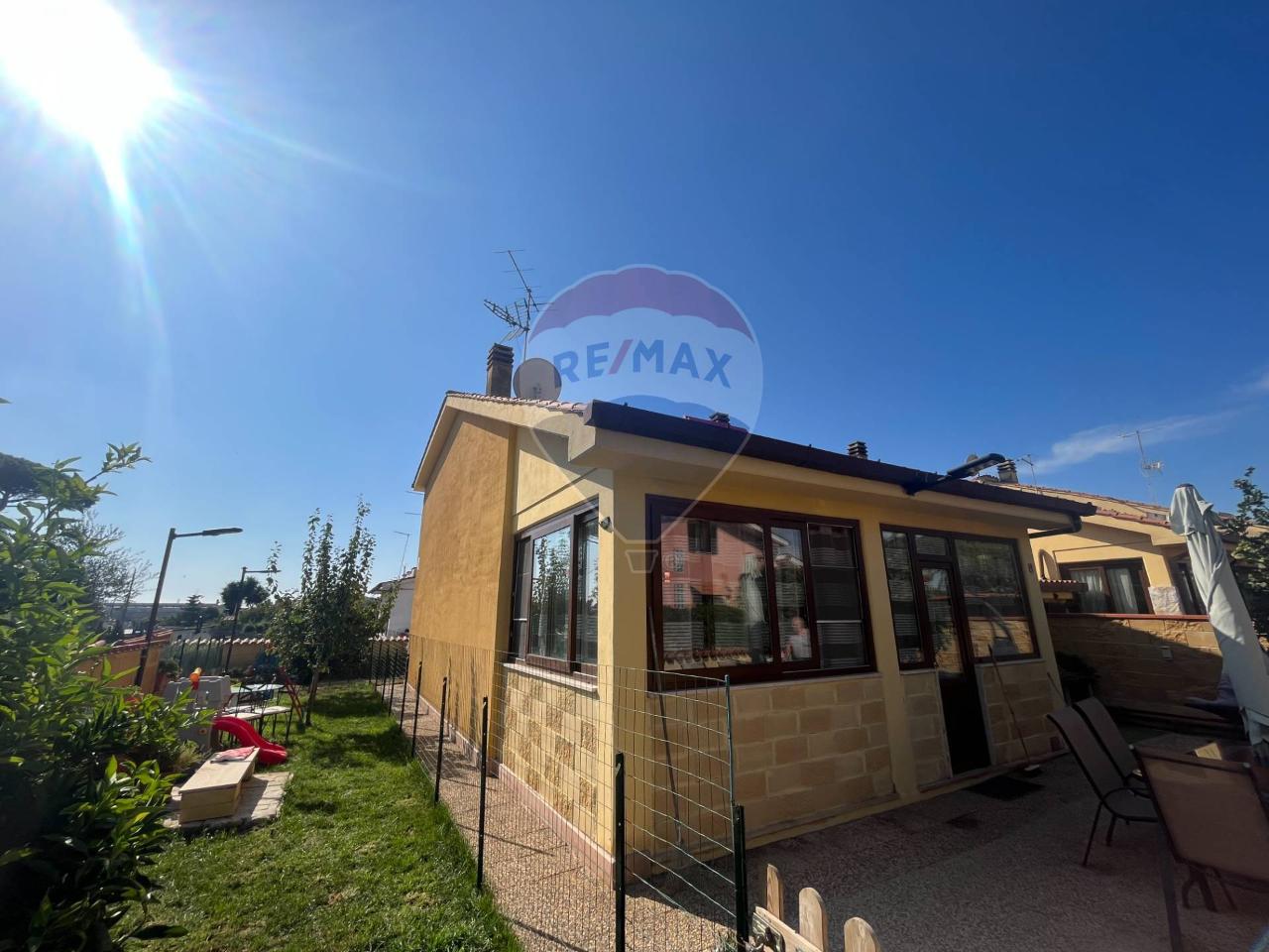 Villa a schiera in vendita a Ardea