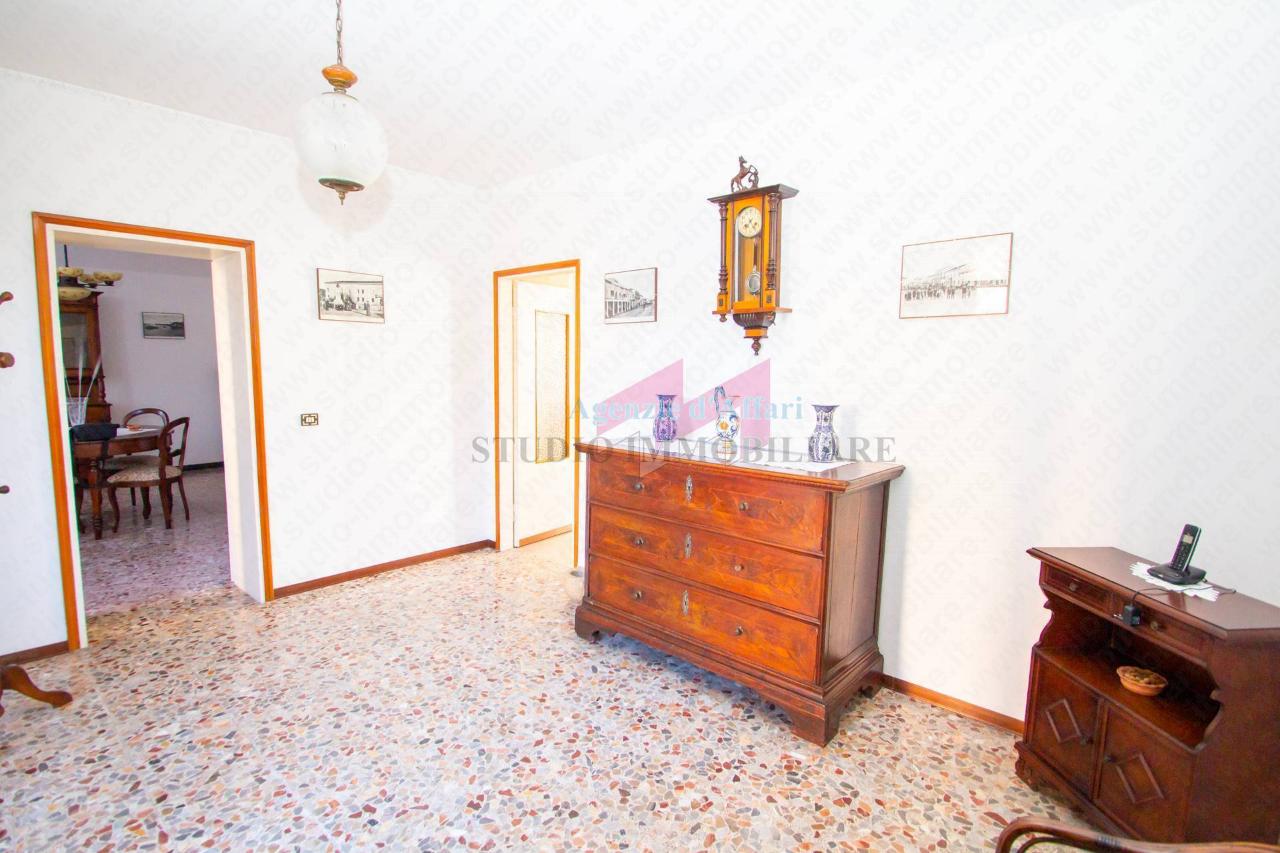 Appartamento in vendita a Melara