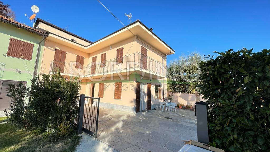 Casa indipendente in affitto a Magliano Alfieri