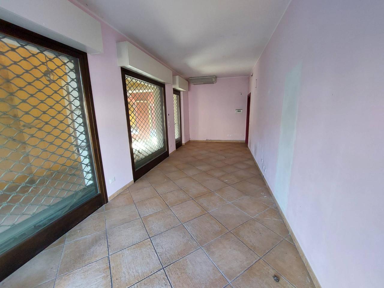 Negozio in vendita a Bassignana