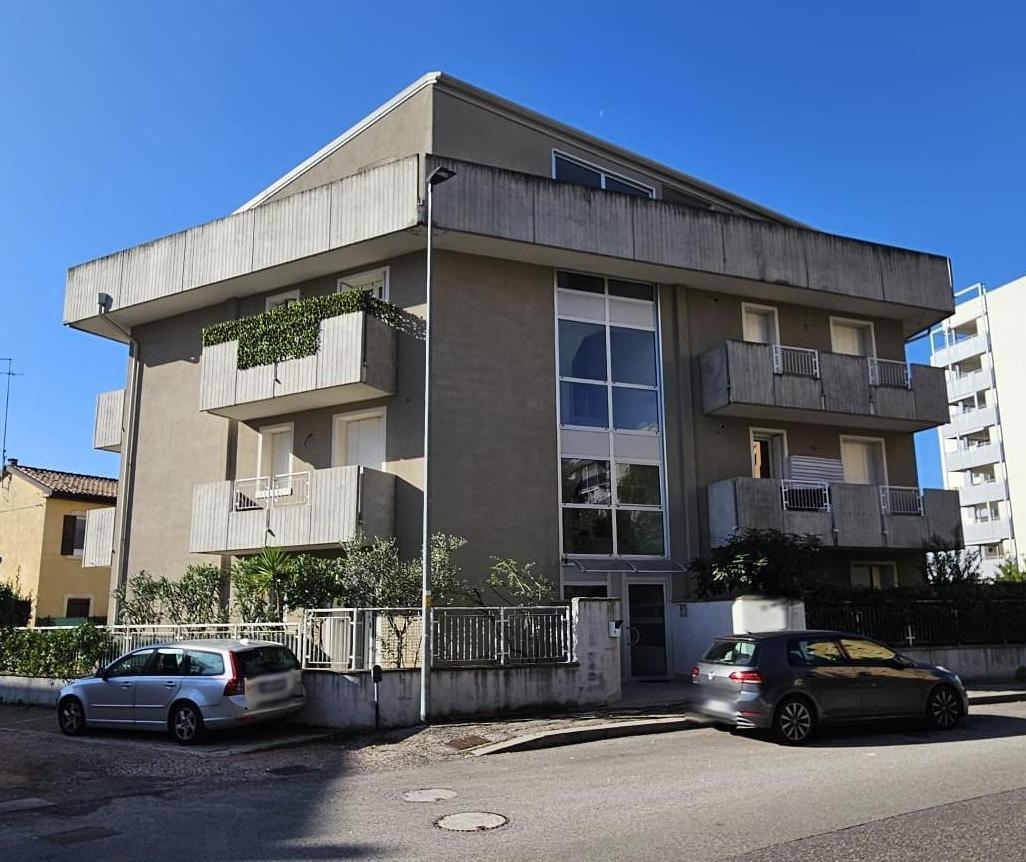 Appartamento in vendita a Verona