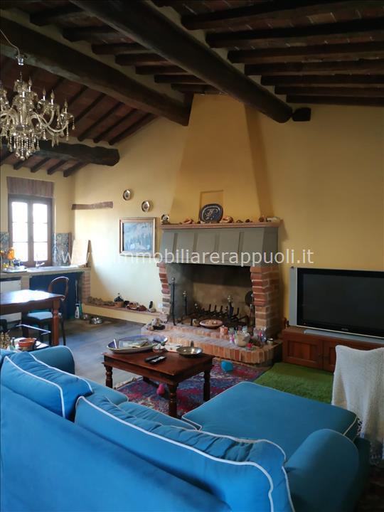 Casale in vendita a Foiano Della Chiana