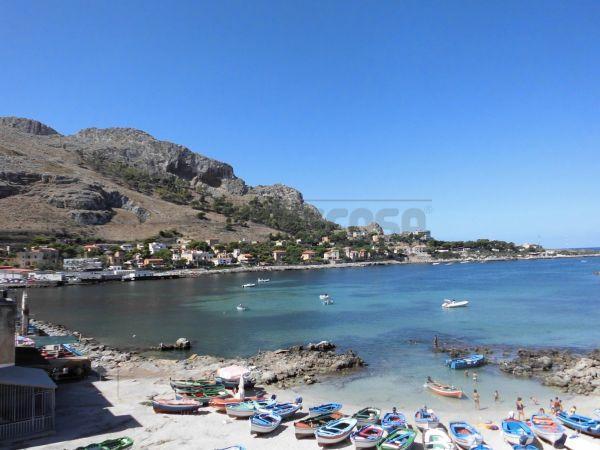 Appartamento in vendita a Palermo