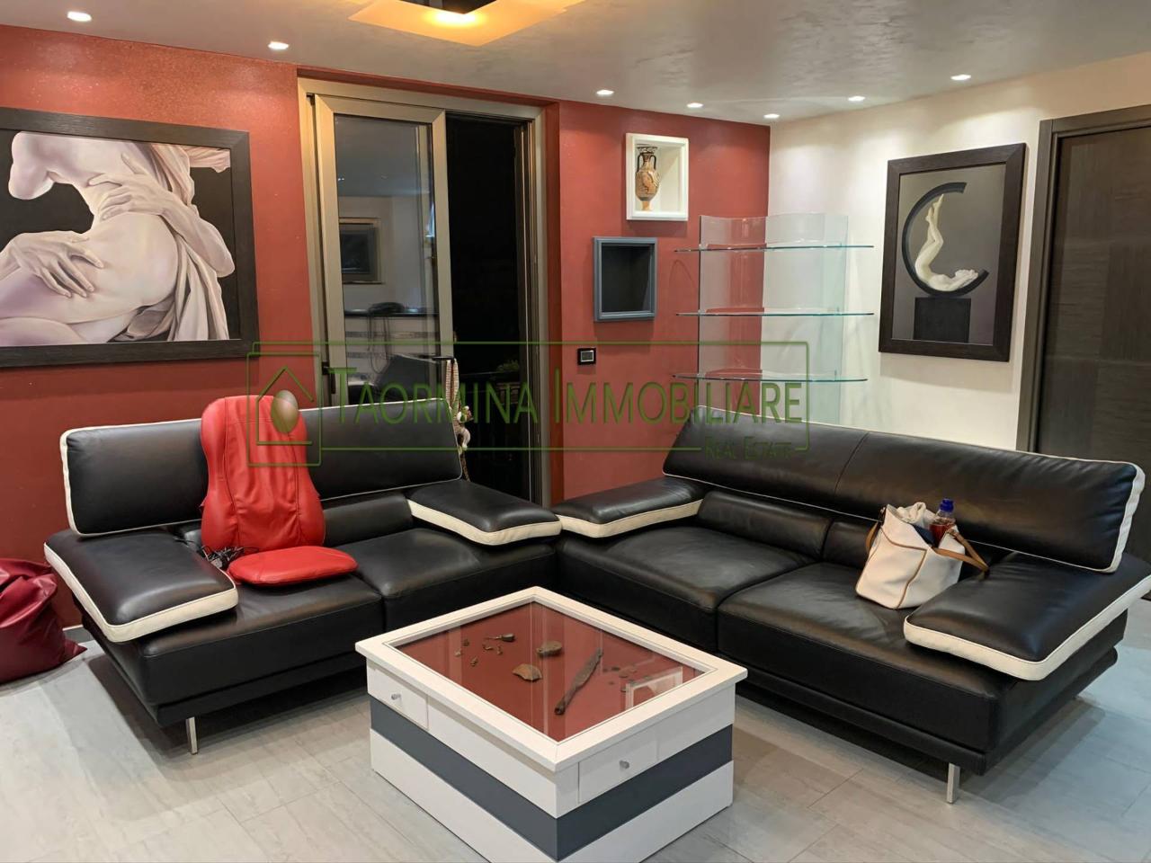 Appartamento in vendita a Taormina