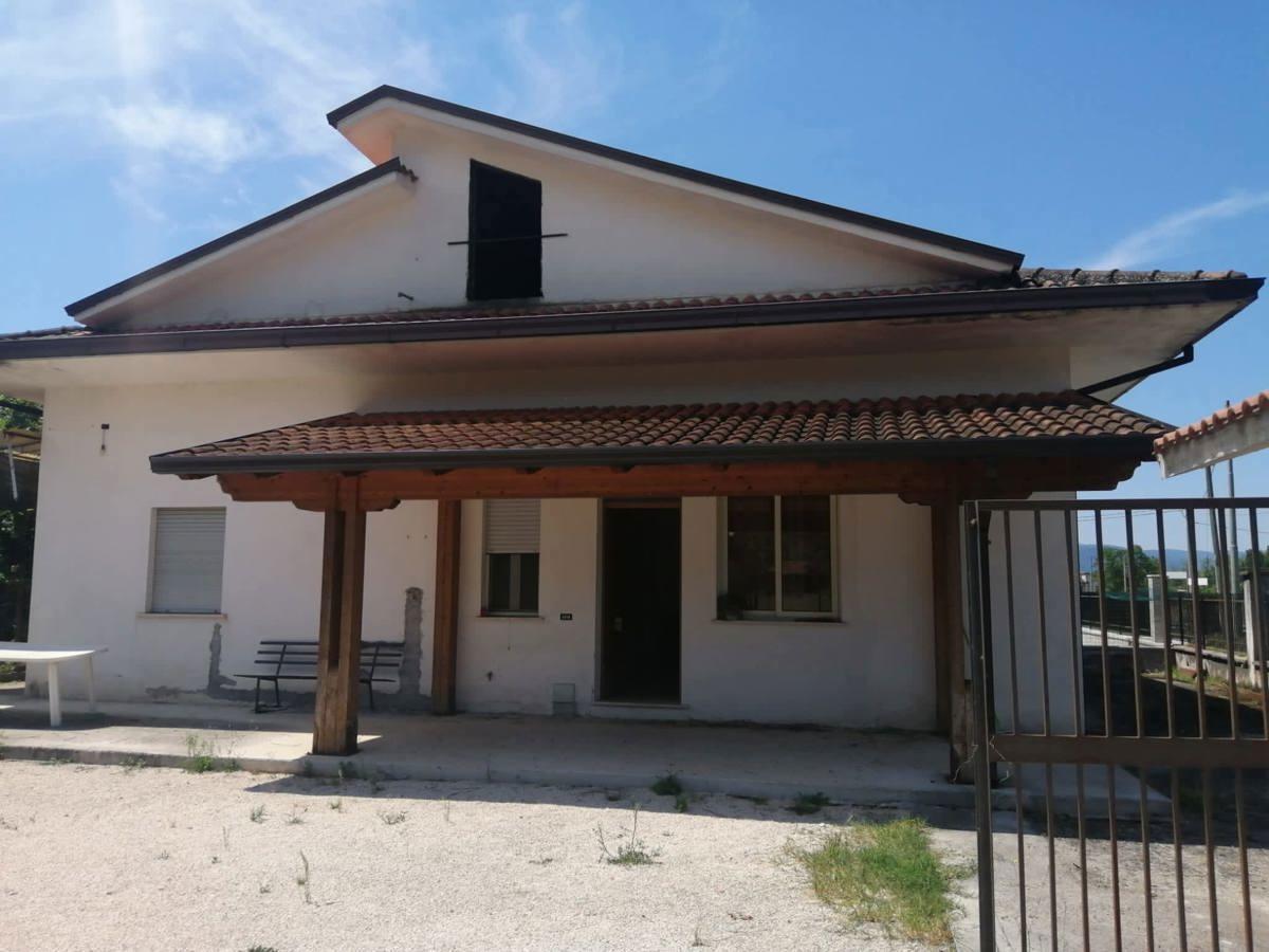 Casa indipendente in vendita a Piedimonte San Germano