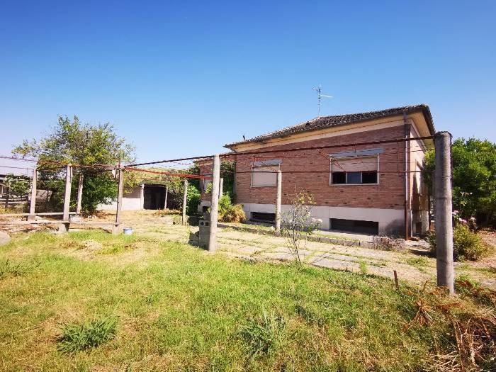 Casa indipendente in vendita a Cervaro
