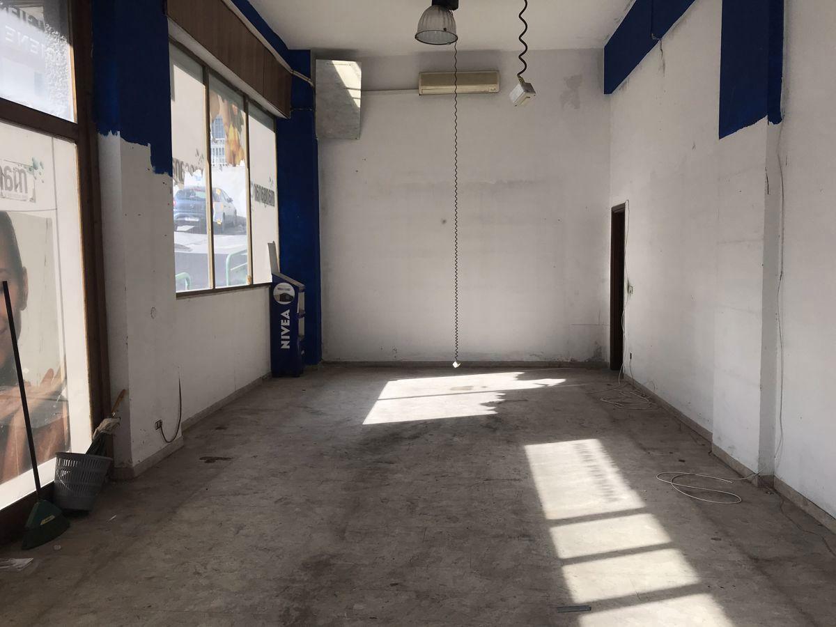 Negozio in vendita a Messina