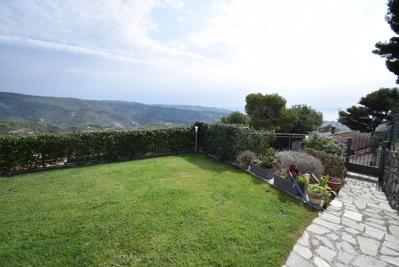 Villa in vendita a Diano Arentino