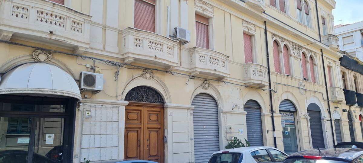 Negozio in vendita a Messina
