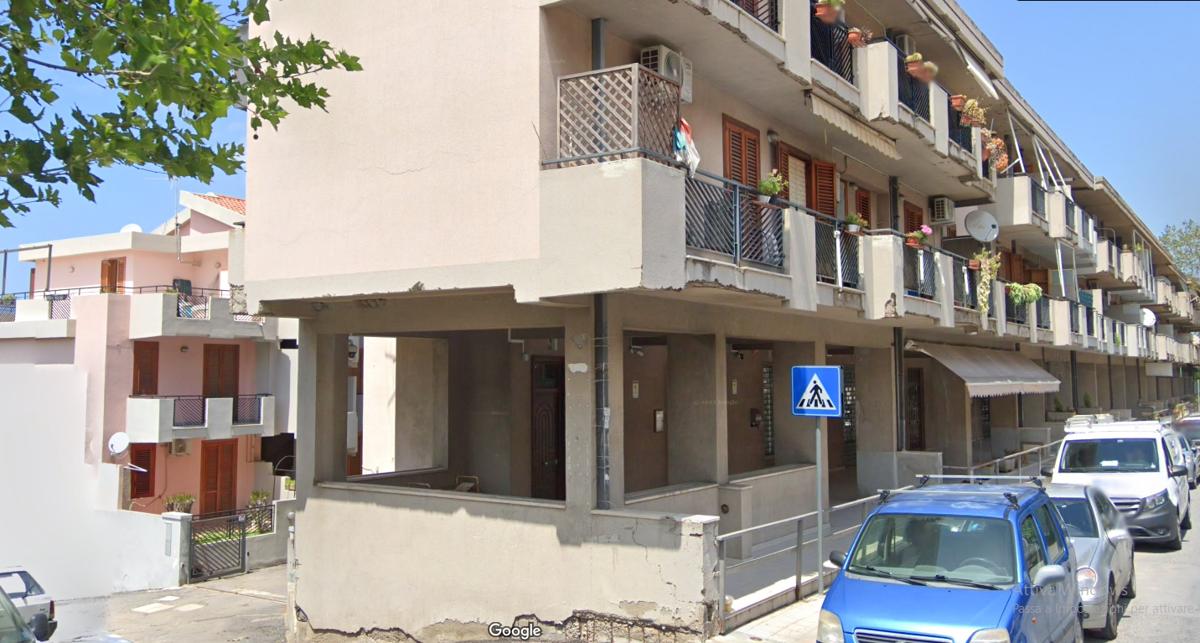 Magazzino in vendita a Messina