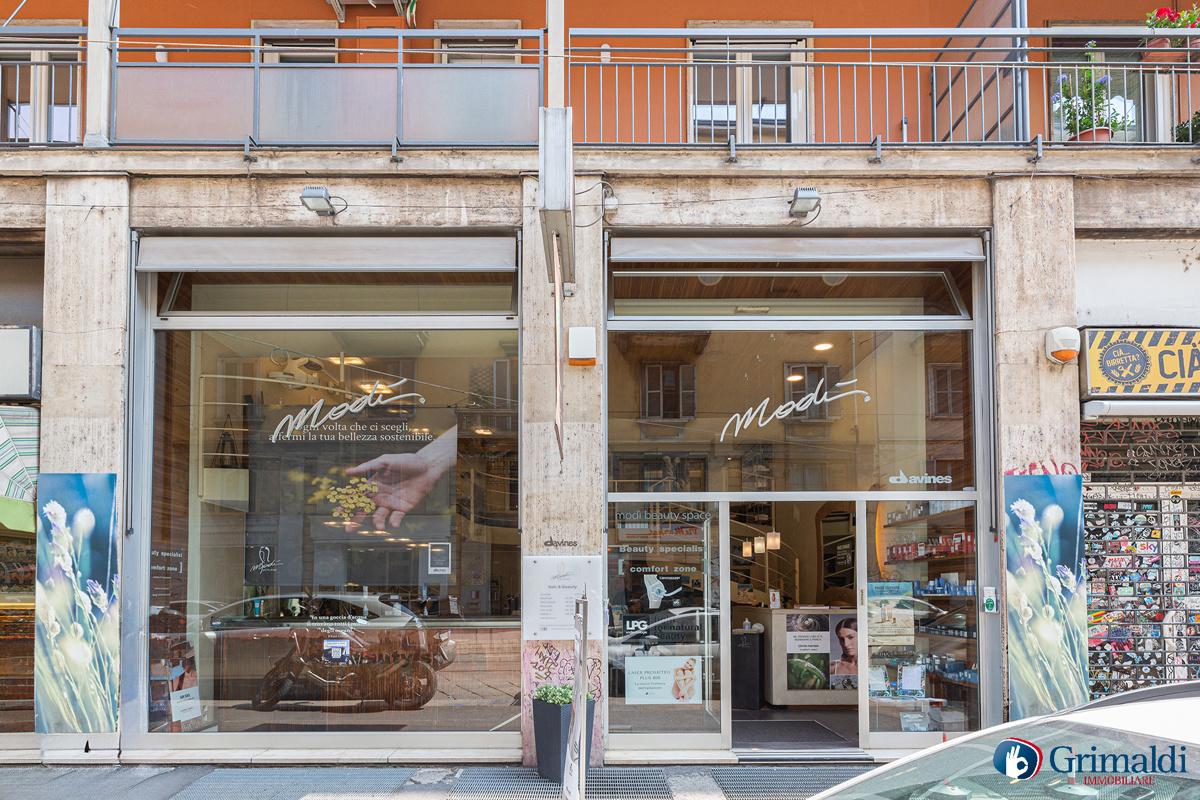 Negozio in vendita a Milano