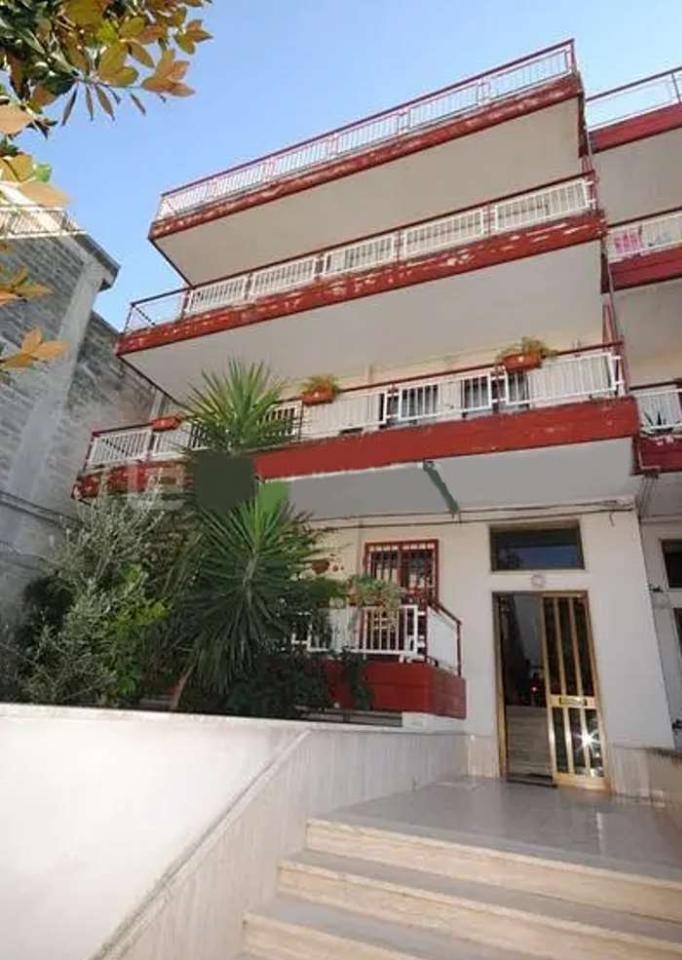 Appartamento in vendita a Turi