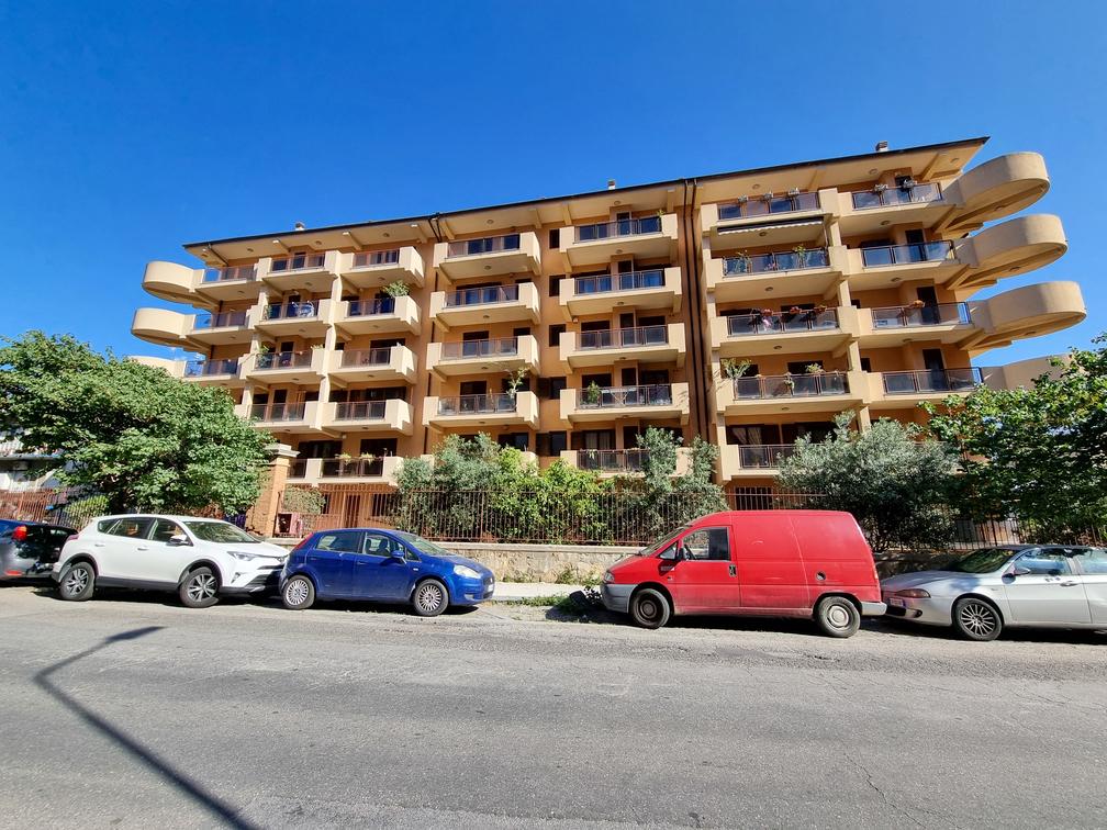 Appartamento in vendita a Messina