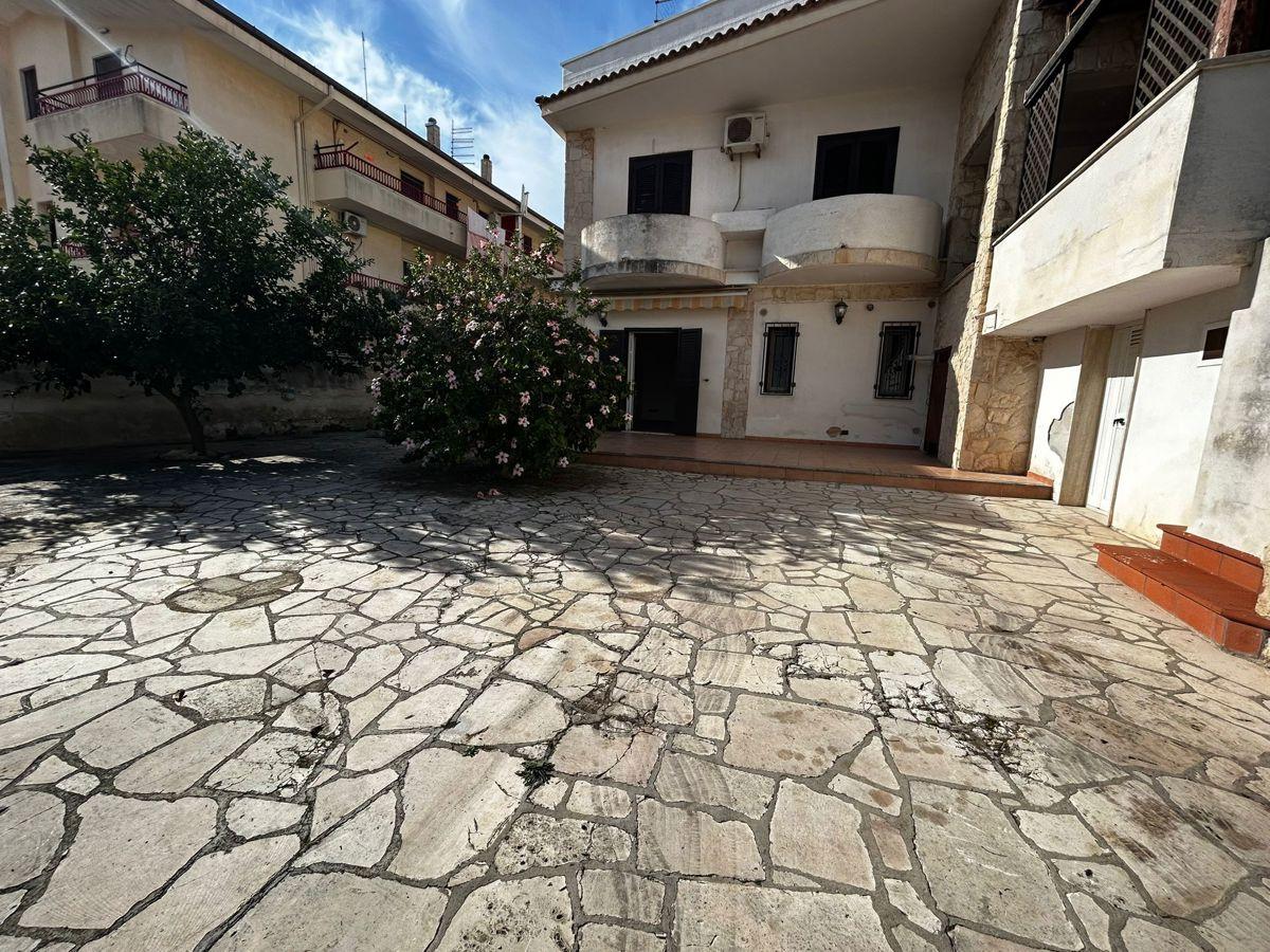 Appartamento in vendita a Pulsano