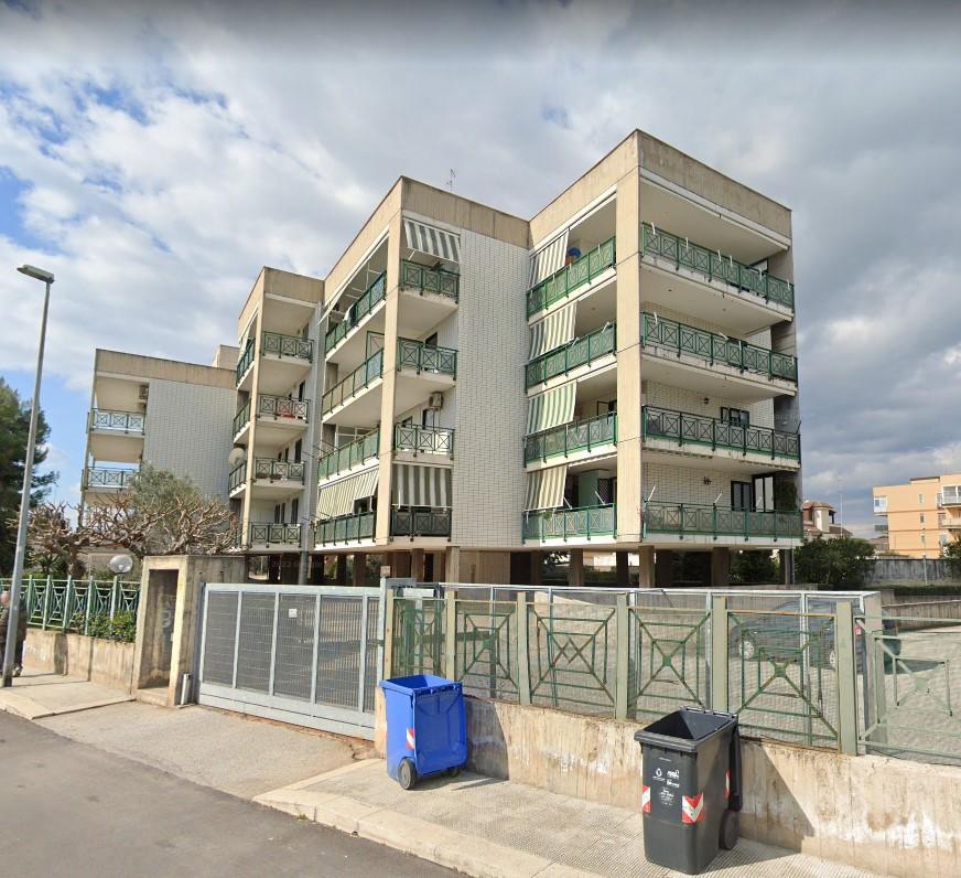 Box in vendita a Bari