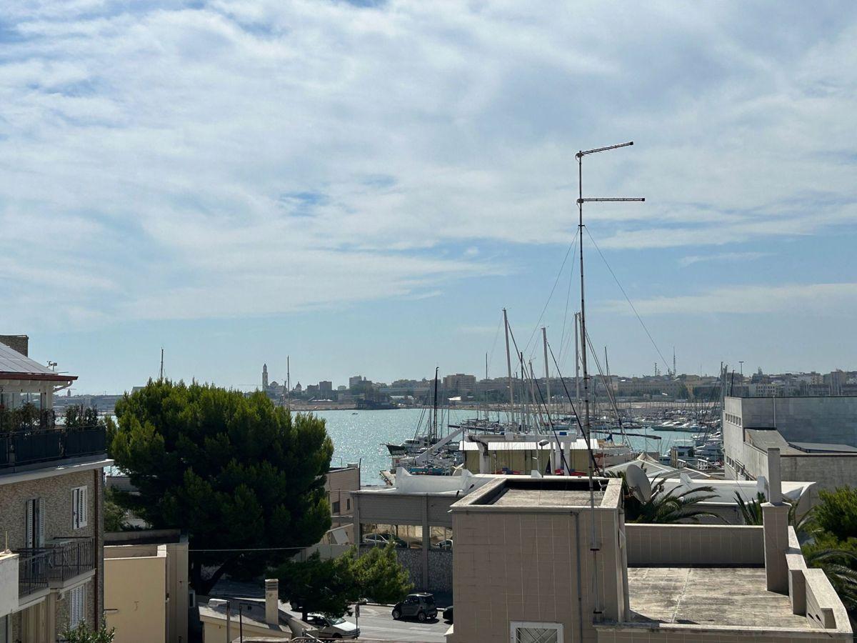 Appartamento in vendita a Bari
