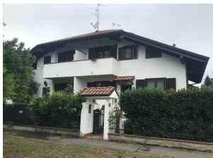 Villa bifamiliare in vendita a Sant'Angelo Lodigiano