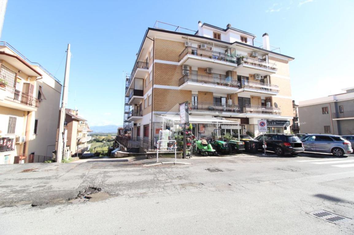 Box in vendita a Monterotondo