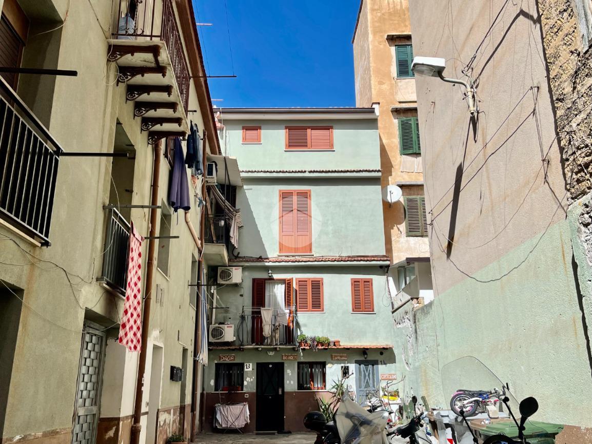 Appartamento in vendita a Palermo