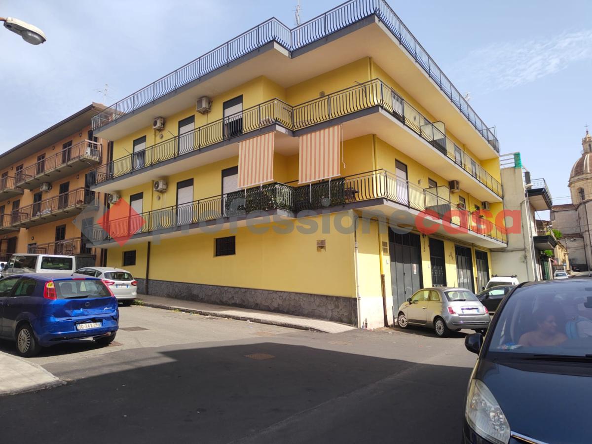 Attico in vendita a Aci Catena