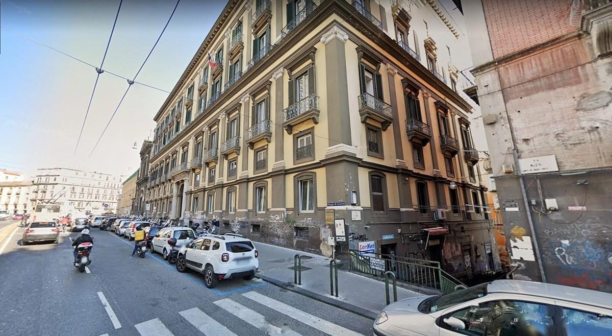 Negozio in vendita a Napoli