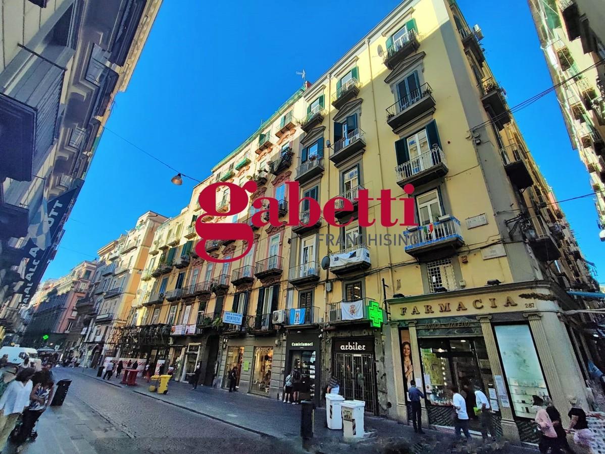 Appartamento in vendita a Napoli