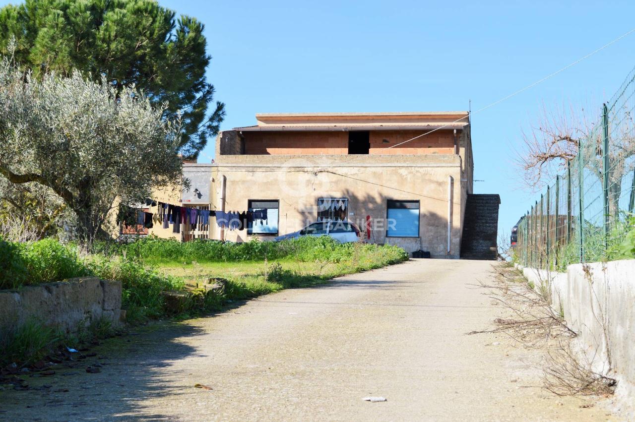 Casa indipendente in vendita a Chiaramonte Gulfi