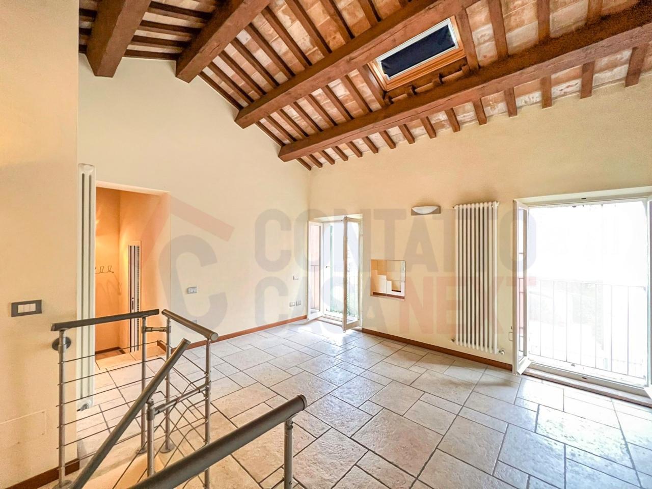 Appartamento in affitto a Jesi