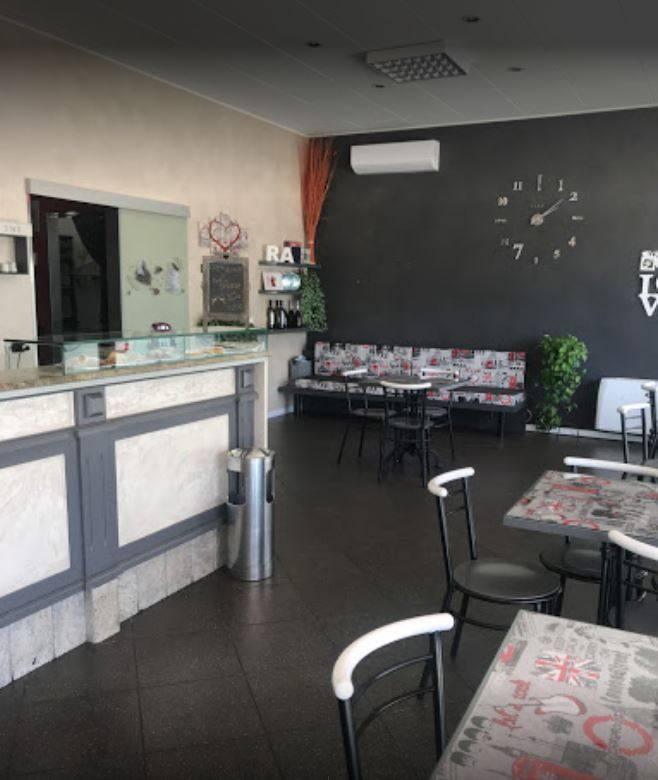 Bar in vendita a Gorla Maggiore