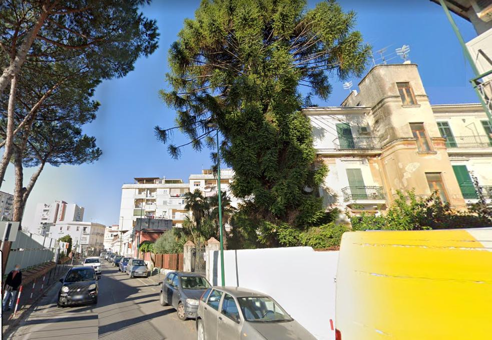 Appartamento in vendita a Napoli