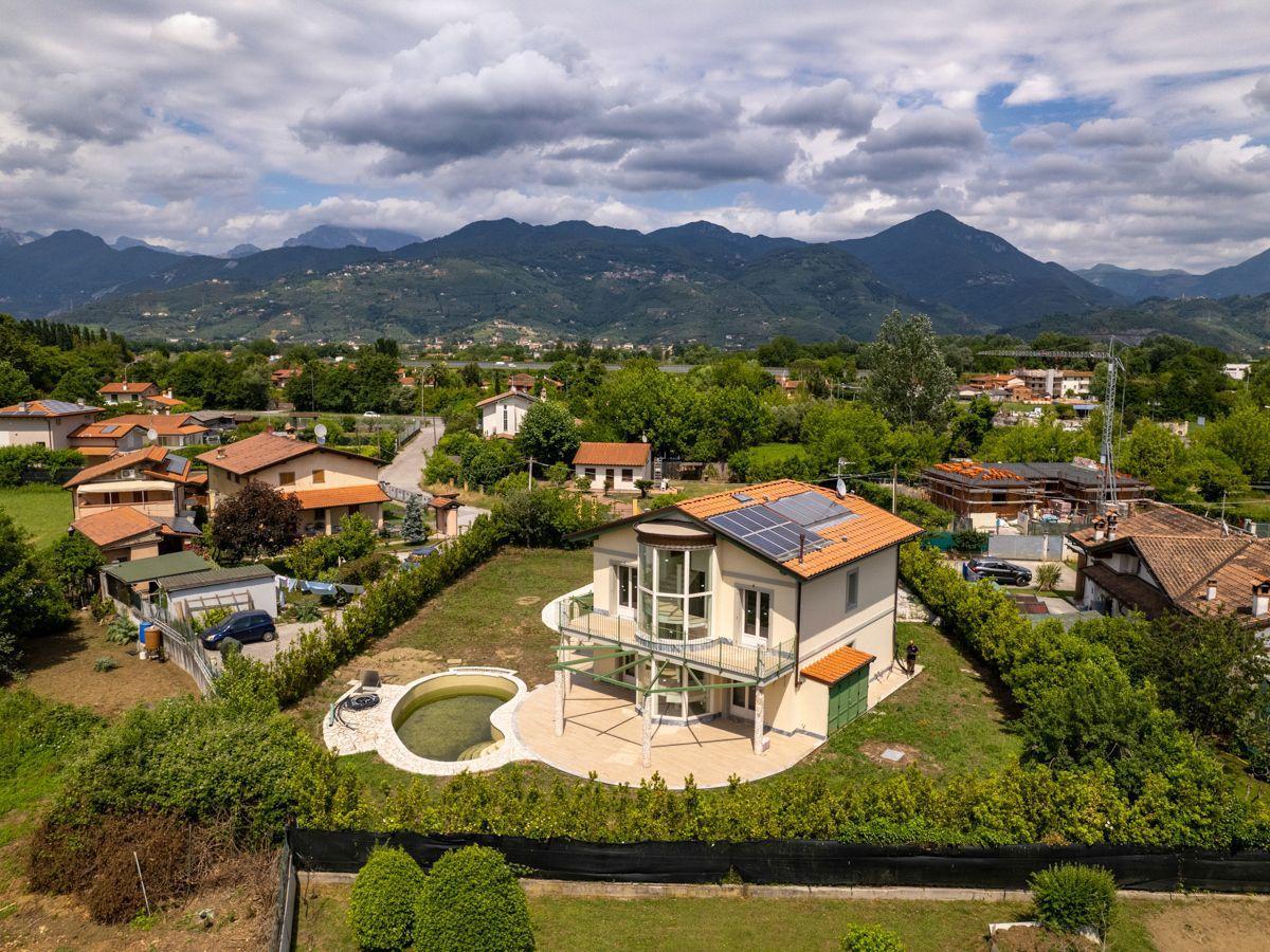 Villa in vendita a Pietrasanta