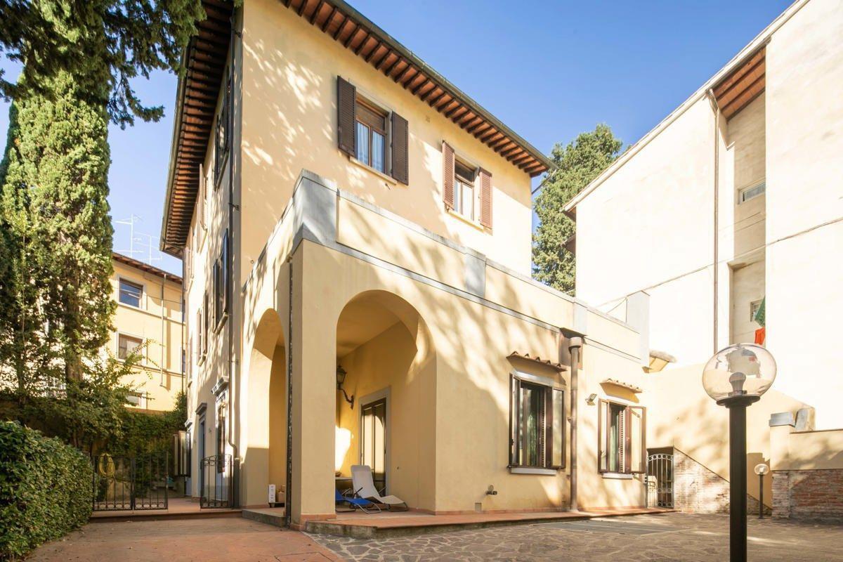 Casa indipendente in vendita a Firenze