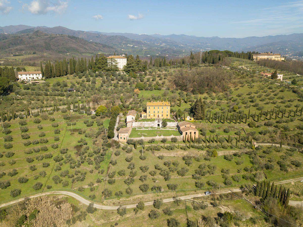 Villa in vendita a Pistoia