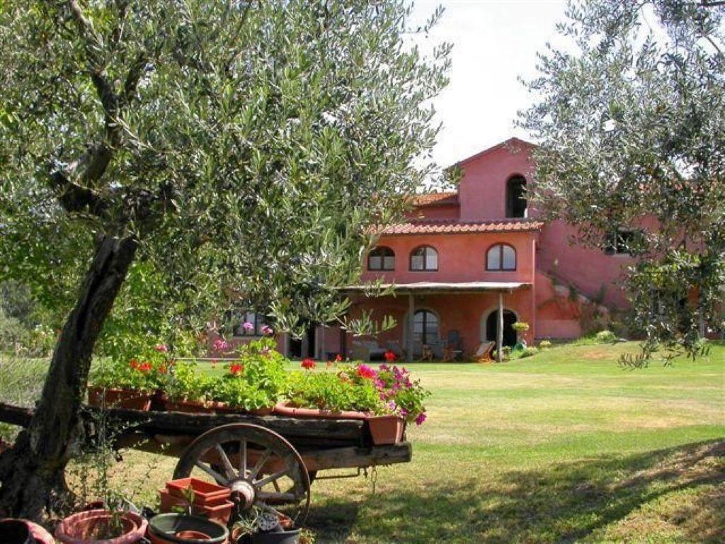 Villa in vendita a Reggello
