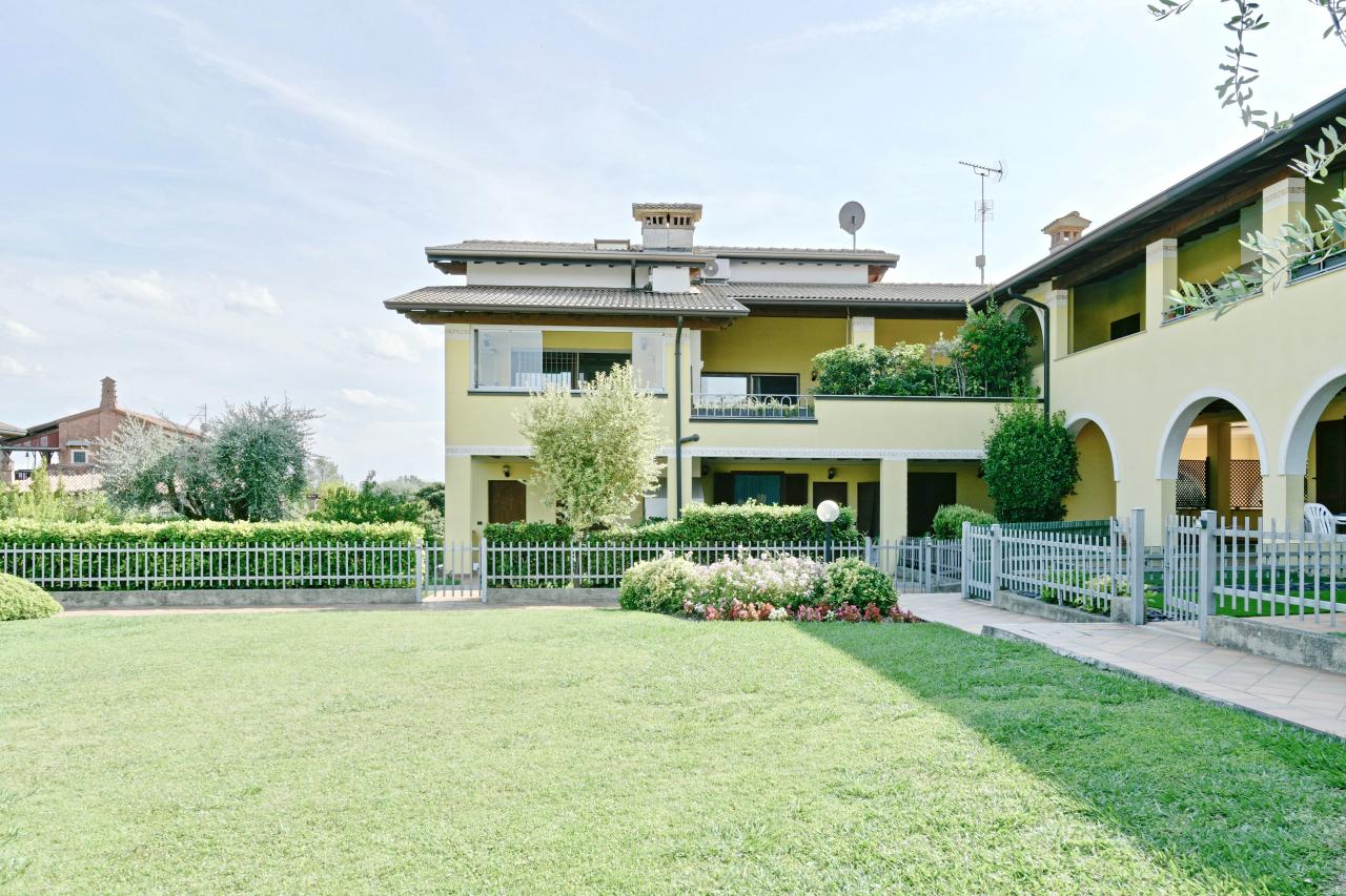 Appartamento in vendita a Padenghe Sul Garda