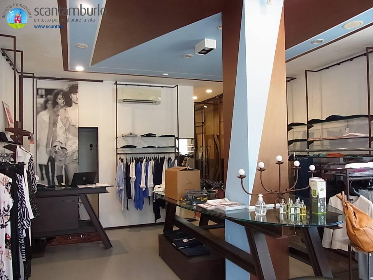 Esercizio commerciale in vendita a Treviso