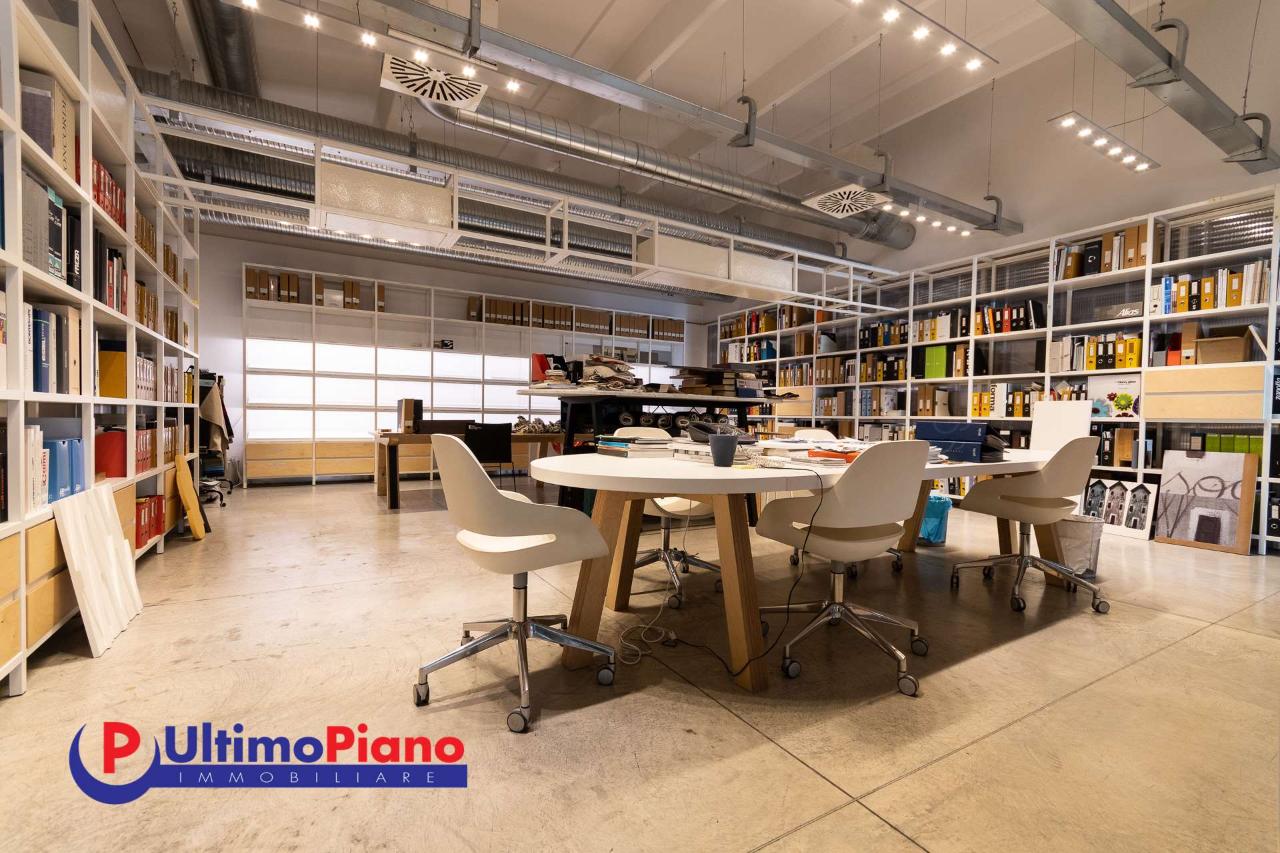 Negozio in vendita a Quart