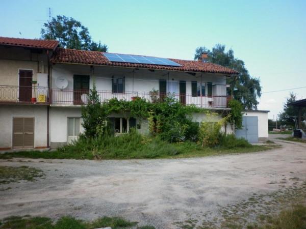 Villa in vendita a Revello