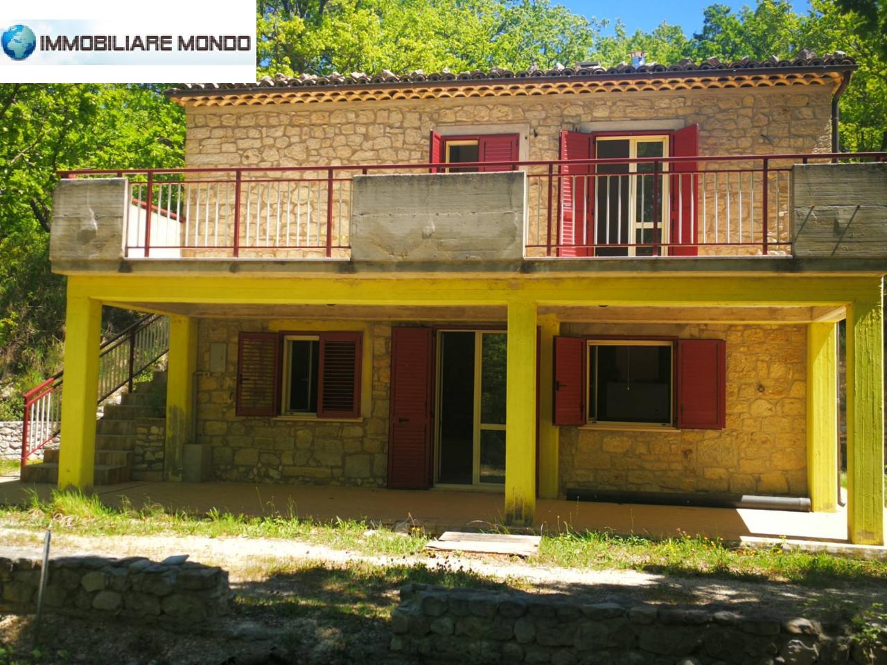 Rustico in vendita a Montefalcone Nel Sannio