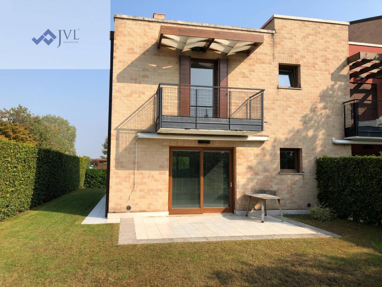 Palazzo in vendita a Jesolo