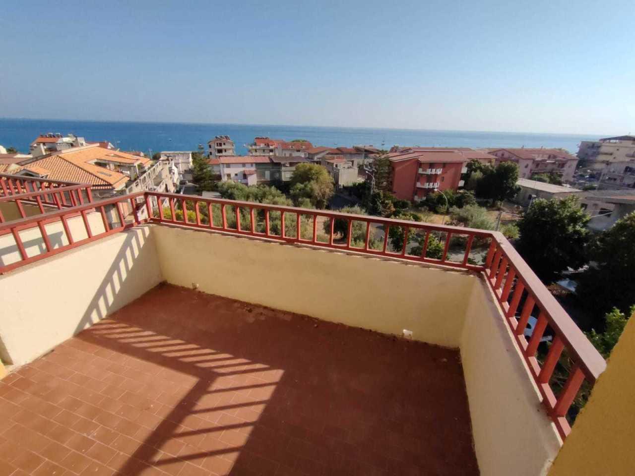 Appartamento in vendita a Bova Marina