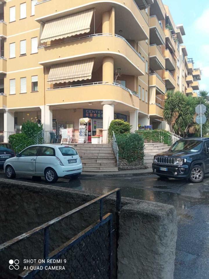 Negozio in affitto a Reggio Calabria