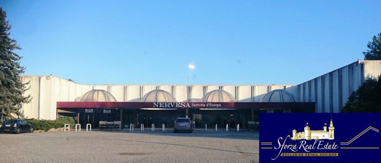 Capannone in vendita a Biandrate