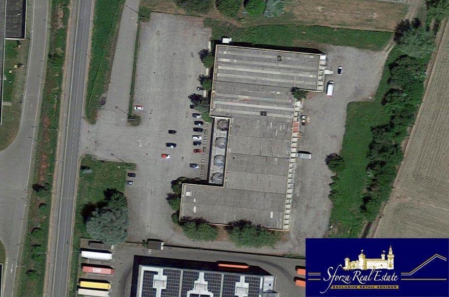 Locale commerciale in vendita a Biandrate