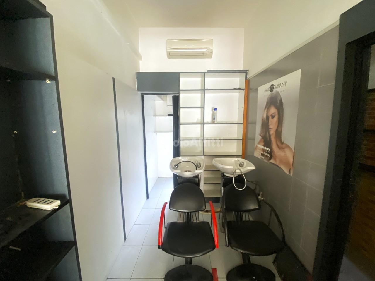 Negozio in affitto a Firenze