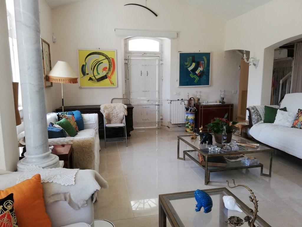 Rustico in vendita a Luni